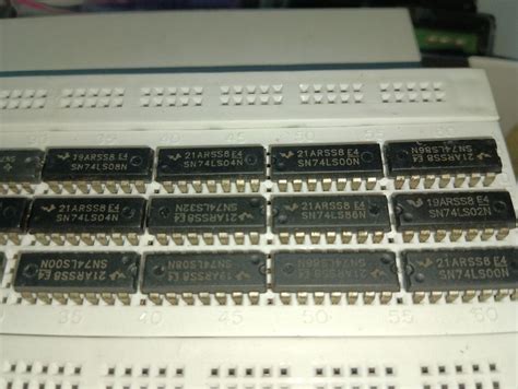 Read The Description Arduino Kit With Assorted Ic And Nand Nor