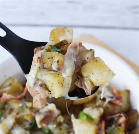 Spicy Slow Cooker Ham And Potatoes With Cheese