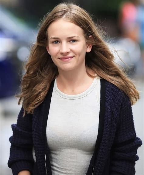 Britt Robertson Nude Hot Pics And Sex Scenes Compilation