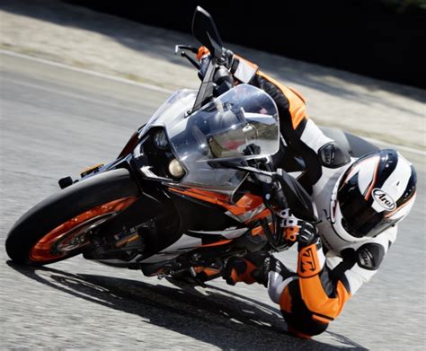 2017 Ktm Rc390 Sports Bike Unveiled 373 Cc 40hp