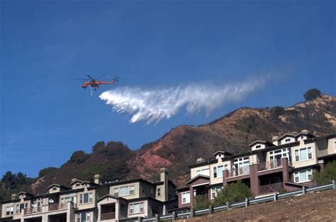 Grass Fire Prompts Evacuations In Oakland Hills Oakland North
