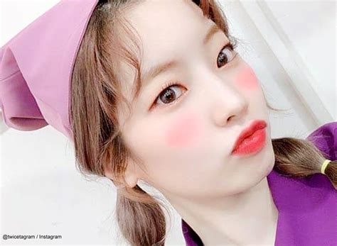 Twice ダヒョン、まさにセンスの塊！？ こびとコスプレだけじゃない、ユーモア満載なスペシャルパフォーマンスに大盛り上がり Kpop