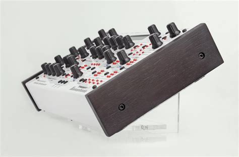 Hypersynth Intros White Version Of Xenophone Synth Updates Os Synthtopia