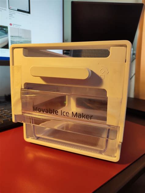 Brand New Removable Movable Ice Maker Box With Twist Tray Tv And Home