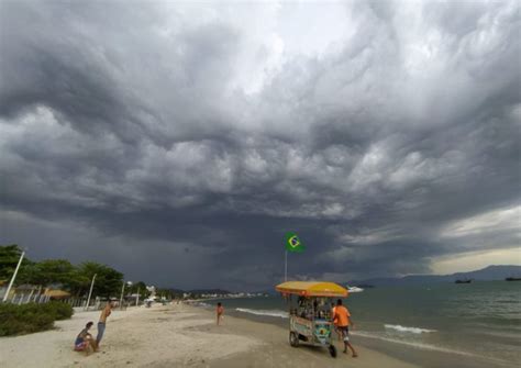 Será que chove Defesa Civil emite alerta para temporais ainda nesta terça Sulinfoco