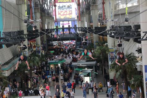 The 10 Most Overpriced Tourist Traps In Las Vegas According To Locals