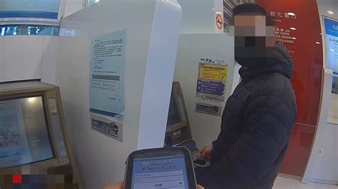 富貴險中求？白目車手警局旁領錢 答不出這問題糗遭逮 東森最即時最快速新聞