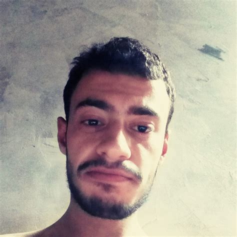 Anas Ahmad Medium