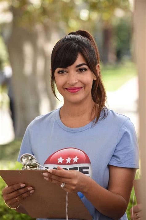 Hannah Simone Cece New Girl Hannah Simone New Girl