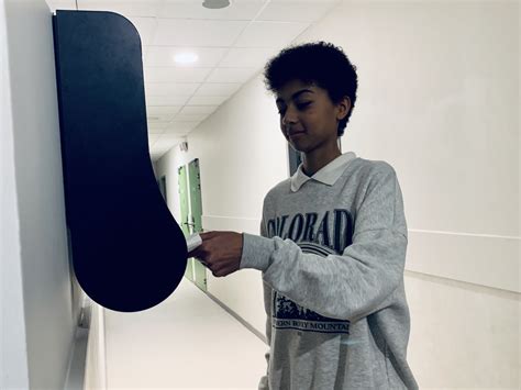 Des Protections Hygiéniques Gratuites Dans Tous Les Collèges De Gironde