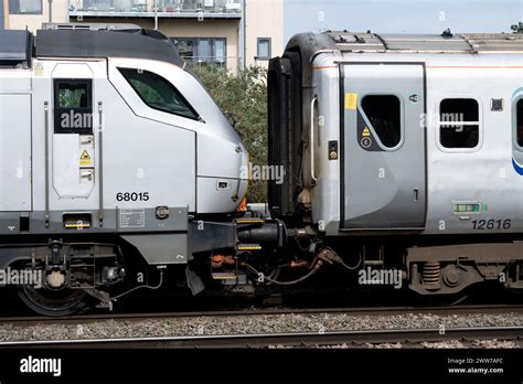 Chiltern Railways Mainline Train Leamington Spa Station Warwickshire