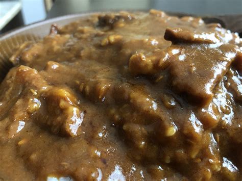 【無印良品】 素材を生かした 牛ばら肉の大盛りカレー カレーのおじ様プレゼンツ ～レトルトカレー博物館～