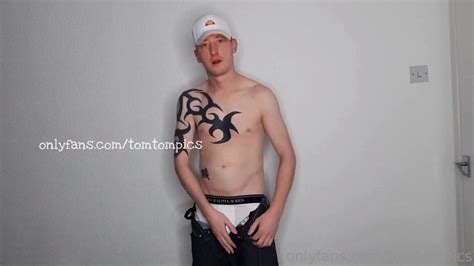 Jahe Wanks Dan Mani Muncrat Di Topi Bisbol XHamster