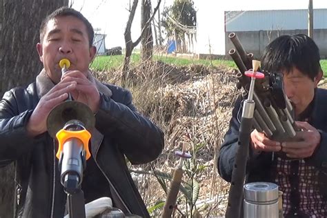 唢呐高手演奏《河南越调》，经典老调，听着真是美！凤凰网视频凤凰网