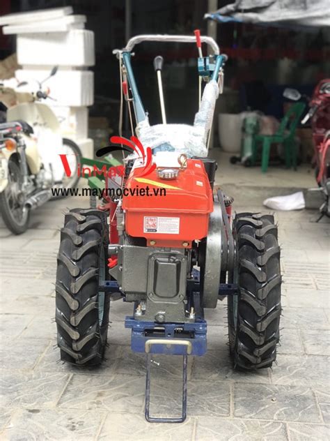 Máy Nhổ Lạc đậu Phộng Máy Thu Hoạch Lạc đậu Phộng đầu Kéo D8 Turbo