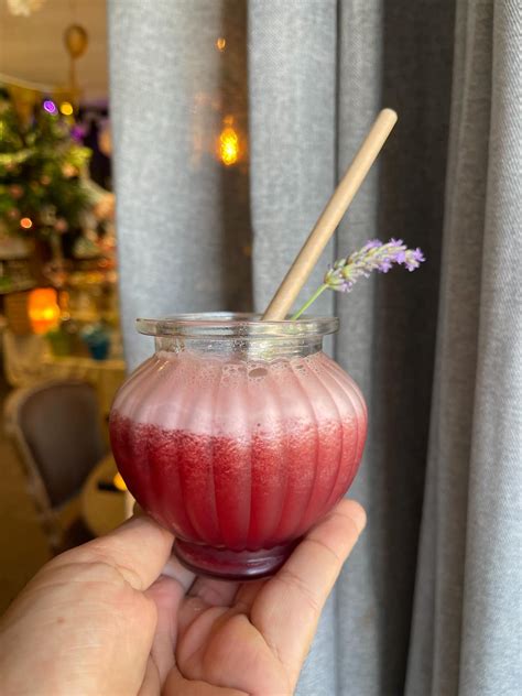 Chez Benoit Candy Robion