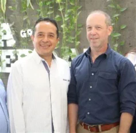 Carlos Cabal Peniche Carlos Canabal Ruiz Y Su Relación De Negocios