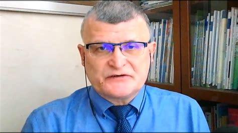 Dr Grzesiowski COVID 19 degeneruje ludzki gatunek jest groźniejszy
