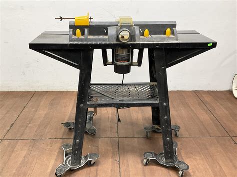 Lot Wolfcraft Router Center 670 And Table