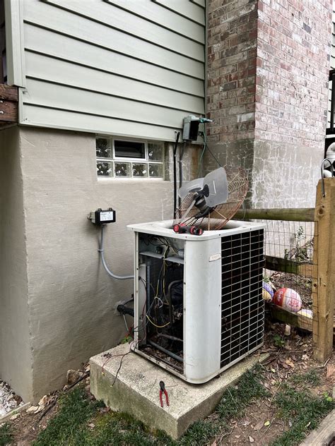 INSTALLATION REPLACEMENT Hecomo Heating Cooling