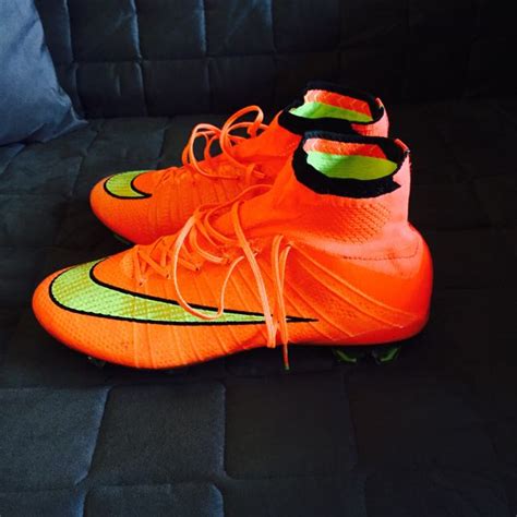 Reserved Defect Mercurial Superfly Sports Equipment Sports And Games Racket And Ball Sports On