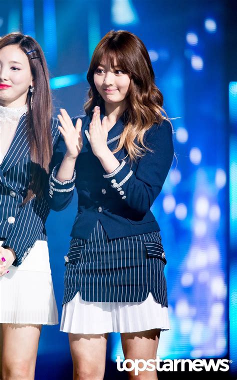 Hd포토 트와이스twice 지효 여기 귀여운 꼬부기 있어요 네이트 연예