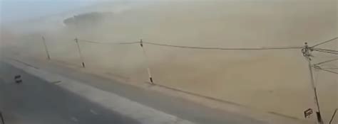 Intense Dust Storm Hits Karachi As Deadly Storms Sweep Through Pakistan