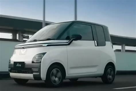 Smart Car Wuling Air EV Mobil Listrik Mini Anti Panas Dan Hujan Aman Dari Banjir Bondowoso
