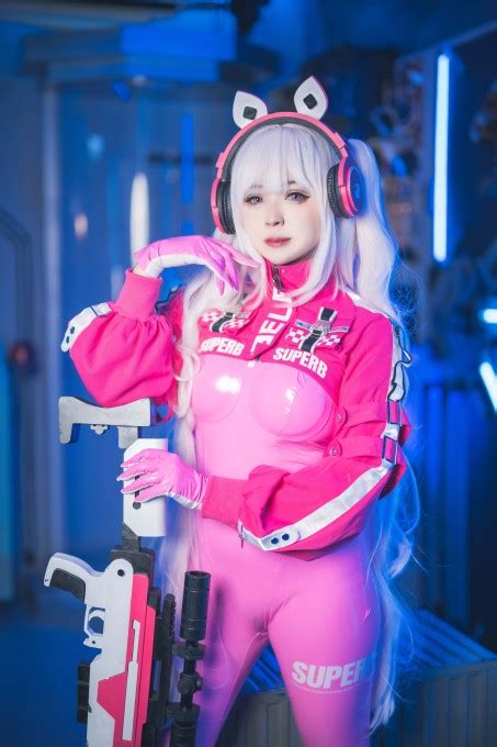 Hatori Sama爱丽丝 5504×8256 美女图片 花猫壁纸