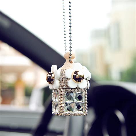 Fashion Crystal Car Rearview Mirror Air Freshener Perfume Diffuser