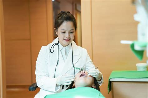 26歲女牙齒變長、易流血竟是牙齦退縮 醫籲：別暴力刷牙 祝你健康 三立新聞網 Healthsetncom