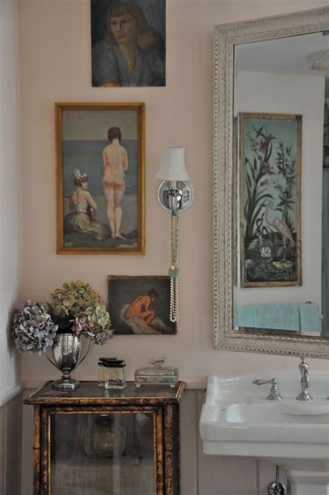 Retro y con encanto Desnudos al baño