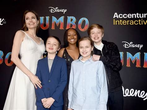 La Hija De Angelina Jolie Y Brad Pitt Habría Empezado Un Tratamiento De