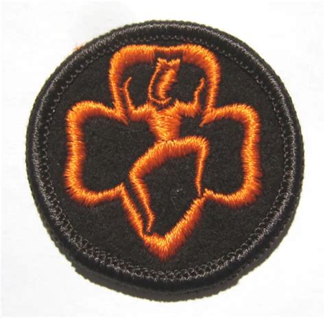 Vintage Girl Scout Badge Brownie Emblem 2 Patch 1985 Happy Hiker New