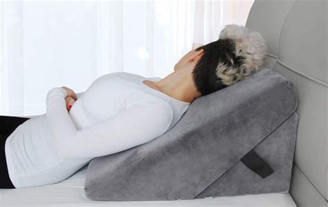 8 Best Wedge Pillows Reviewed In Detail Fall 2023