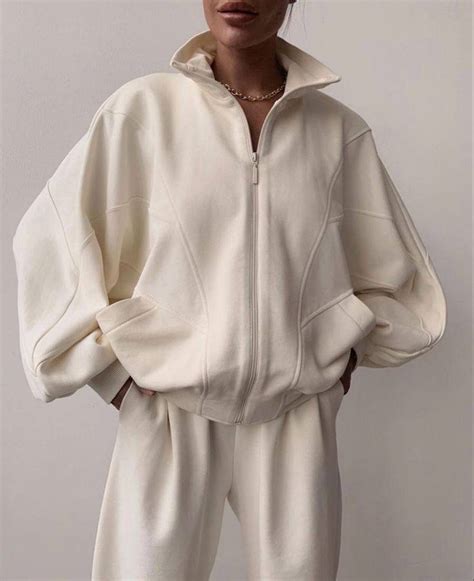 مدل هودی دخترانه ساده؛ این مدل ها برای فصل بهار انتخاب های مناسبی هستند