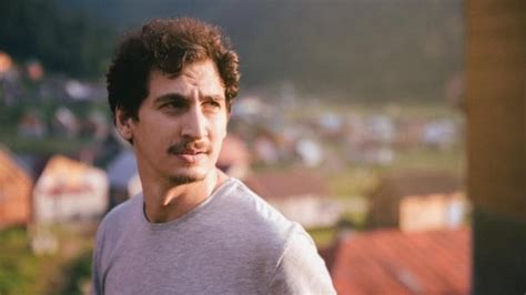 პოლიციამ წაიყვანა რონდელის ფონდის მკვლევარი ვატო ბჟალავა მოქალაქე Netgazeti • Netgazeti Ge