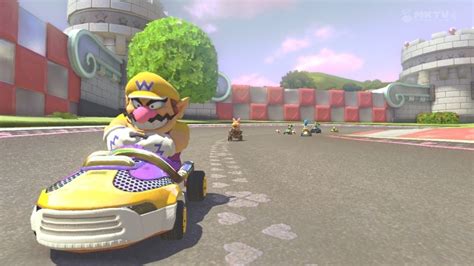 Mario Kart 8 Royal Raceway