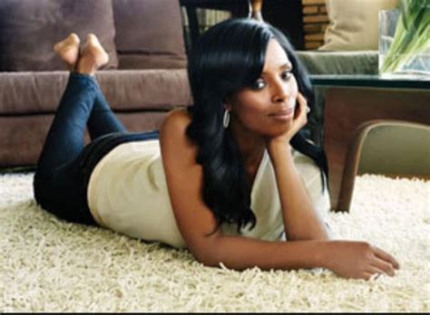 Tasha Smith Rcelebbarefoot