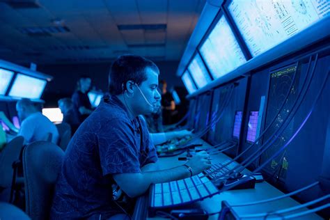 Faa Air Traffic Control Agreement With Und Fast Tracks Graduates To