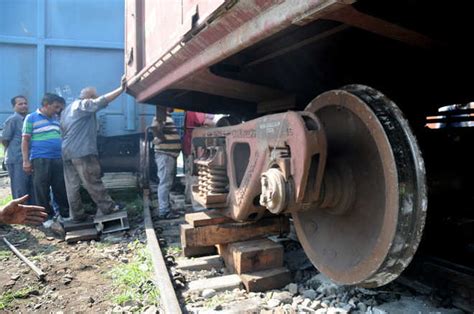 17 Wagons Of Goods Train Derail In Chhattisgarhs Naxal Hit Dantewada