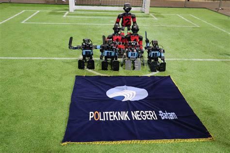 Tim Robot Polibatam Juara 3 Robosoccer Tingkat Internasional Tahun 2024