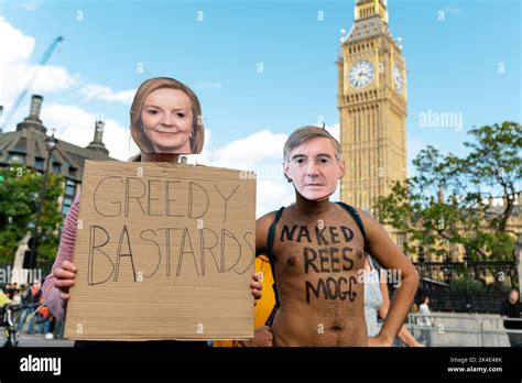 London Uk 1 October 2022 Hundreds Of Just Stop Oil And Extinction