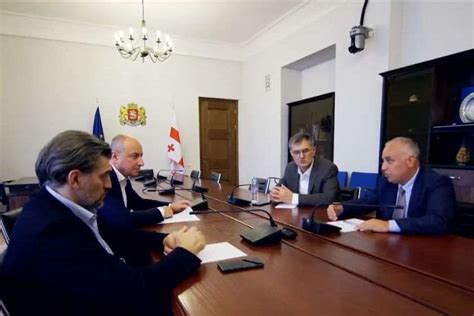 მოძრაობა „ხალხის ძალას“ ხუთი დეპუტატი შეუერთდა Ttimes Ge