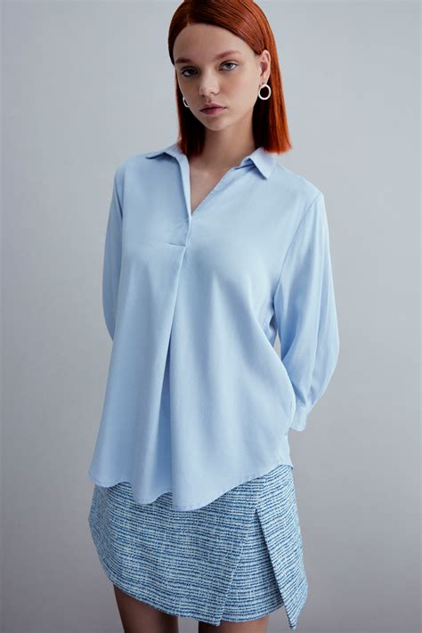 Basic Sleeveless Top Iora Malaysia