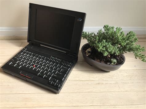 Picked Up A Nice Ibm Thinkpad 365xd Off Of Ebay Reinstalled Windows 95 Awesome Keyboard