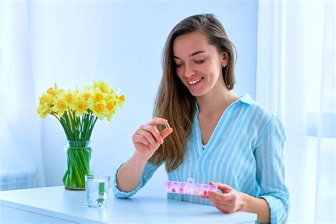 مولتی ویتامین بانوان راهنمای جامع مکمل حامد فروشگاه مکمل حامد