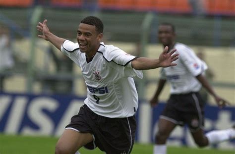 Saiba quais são os maiores artilheiros do Corinthians no século XXI