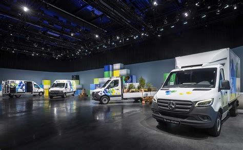 Mercedes Benz presentó la nueva eSprinter eléctrica más versiones mayor autonomía Transporte