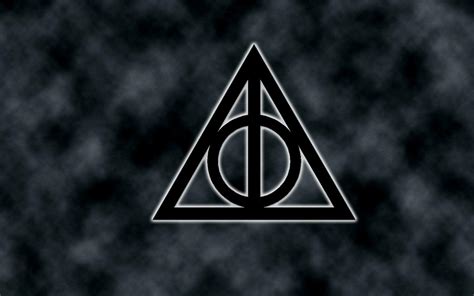 Harry Potter And The Deathly Hallows Wallpaper